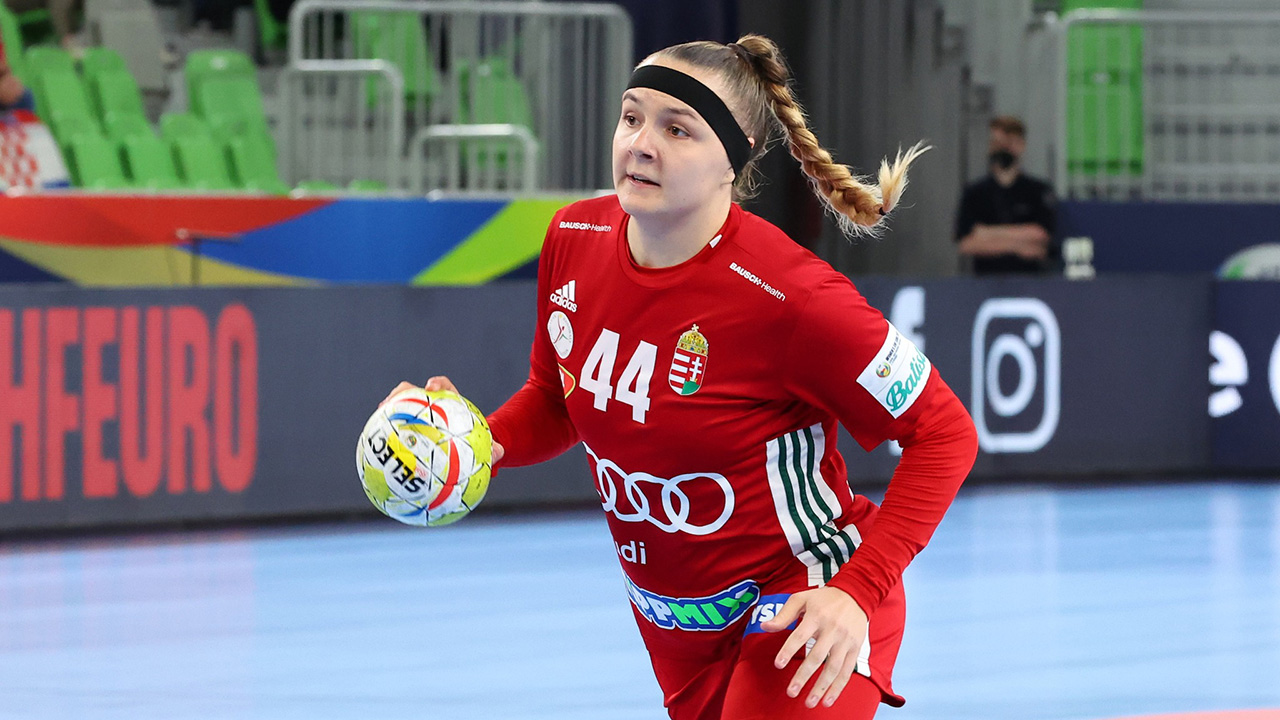 Kácsor Gréta: back to the national team - DVSC Kézilabda (EN)